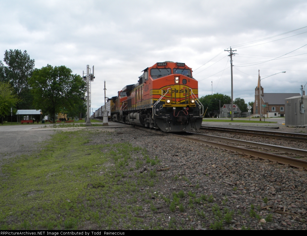 BNSF 4834